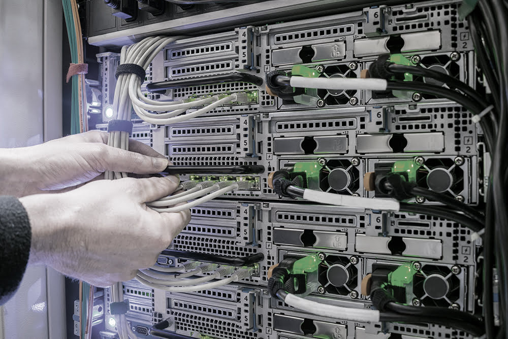 Managed vs. Unmanaged Switches: 5 Key Differences | CXtec Blog Managed vs. Unmanaged Switches: 5 Key Differences | CXtec Blog